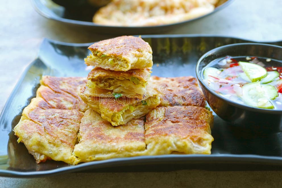 Plate of Delectable Minced Beef Stuffed Roti Mataba Stock Image - Image ...