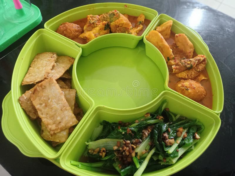 Plate for Food, Serve Food, Set Table, Food and Lunch Stock Photo ...