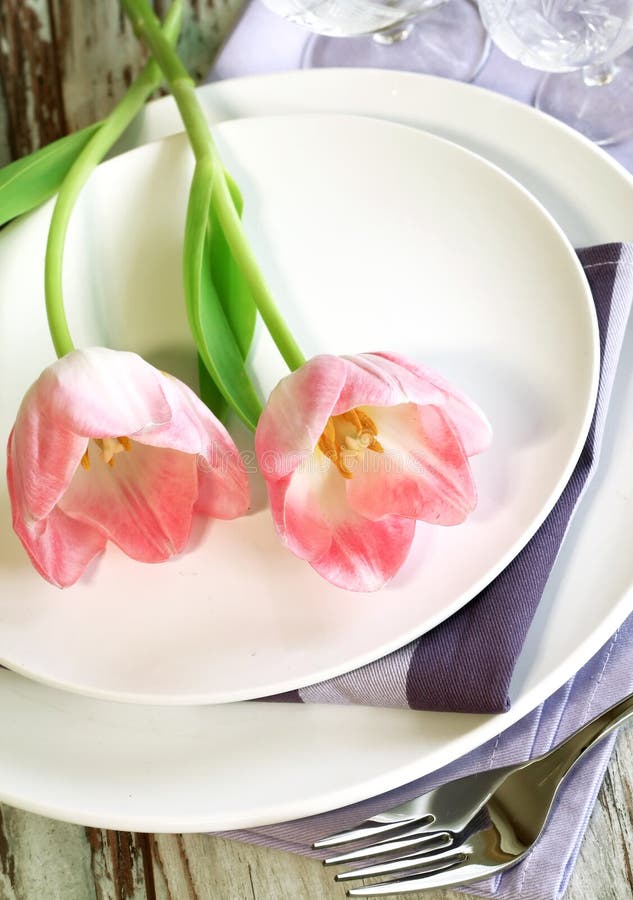 Plate, Knife, Fork and Tulips Stock Image - Image of bulb, gift: 13424327