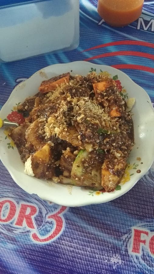A Plate of Rujak stock image. Image of dessert, food - 203627217