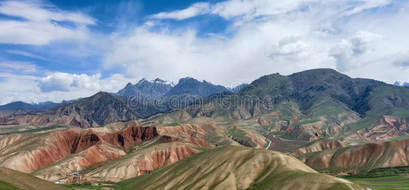 On the Plateau, the Mountains Rise and Fall, and Different Hills ...