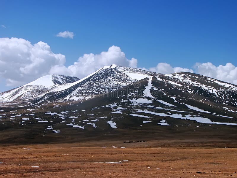 Plateau. Snow Mountain stock image. Image of mountain - 17154527