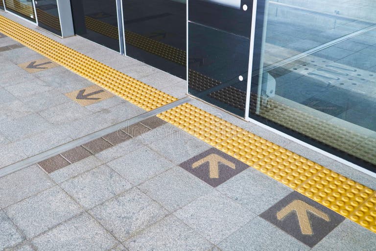 Train Station Platform Yellow Tactile Paving Arrow Public Transport ...