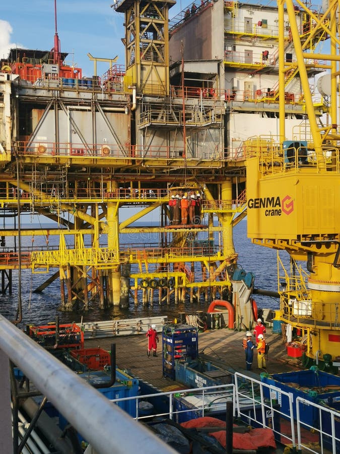 Oil Rig Platform with Work Barge at South China Sea Stock Photo - Image ...