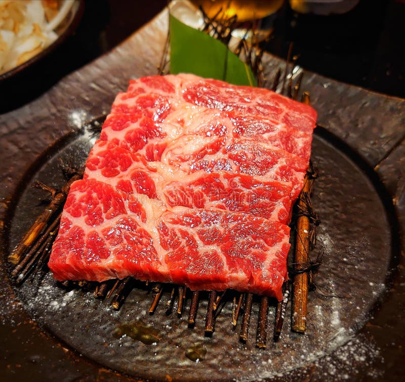 Plating slice of raw beefs stock image. Image of beefs - 256290769