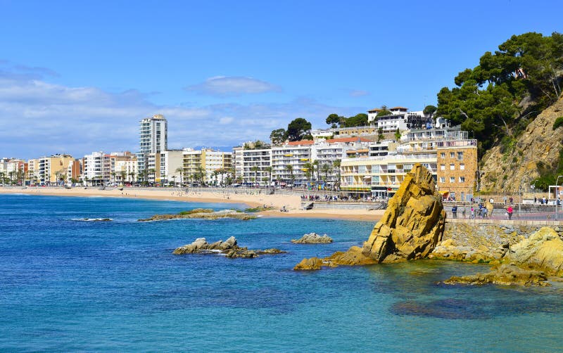Lloret De Mar Strand Cala De Boadella Scenisk Syn På Den Vackra Kusten ...