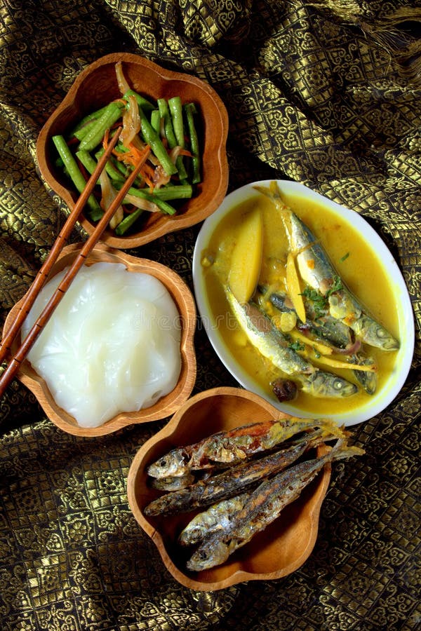 Plato Del Nacional De Ambuyat - De Brunei Imagen de archivo - Imagen de ...