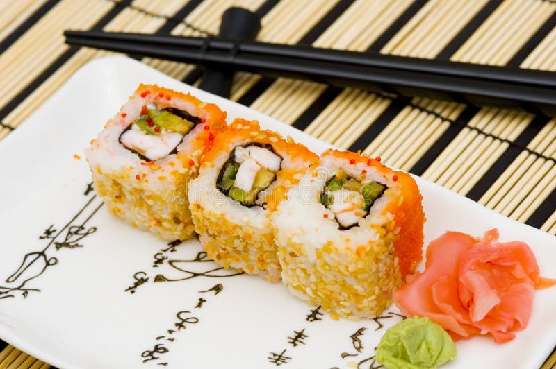Plattan rullar sushi arkivfoto. Bild av skaldjur, tonfisk - 1857830