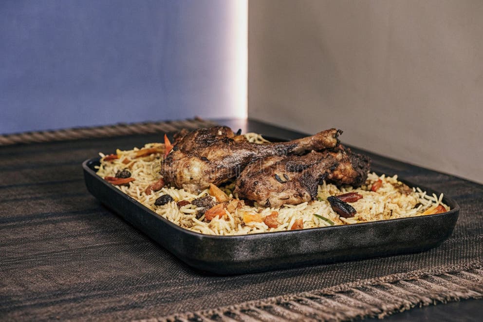 Delicious Platter of Mandi with Roasted Chicken and Aromatic Basmati ...