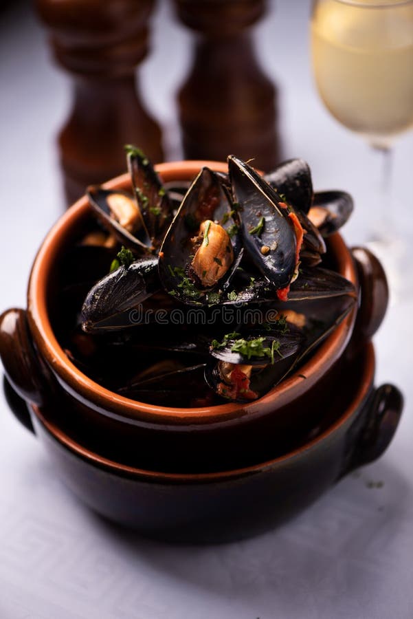 Platter of Mussels stock image. Image of watering, mussels - 1961687