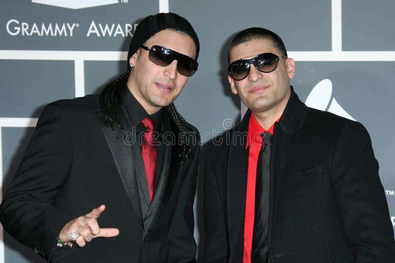 Play-N-Skillz editorial photography. Image of skillz - 23339082