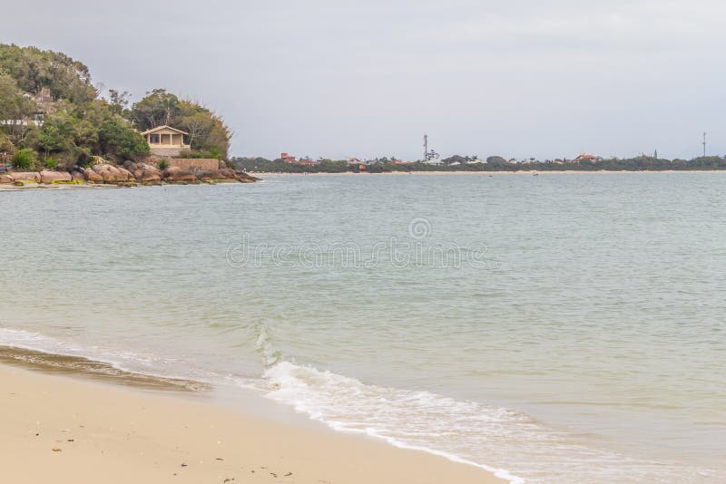 Playa de Daniela imagen de archivo. Imagen de brasil - 103796357