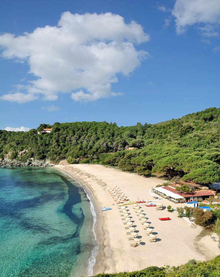 Playa De Fetovaia, Isla De Elba, Italia Foto de archivo - Imagen de ...