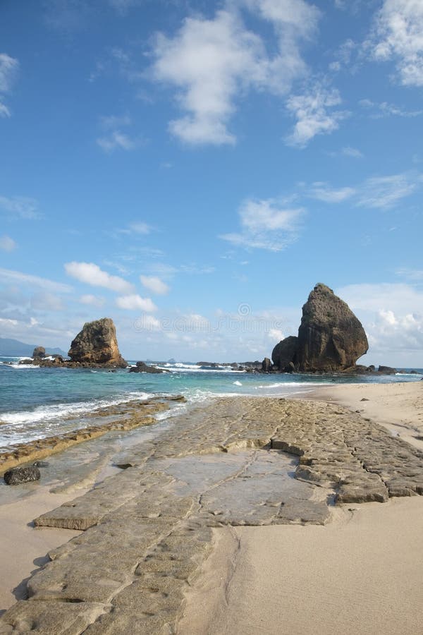 Playa de papuma foto de archivo. Imagen de indonesia - 206745692