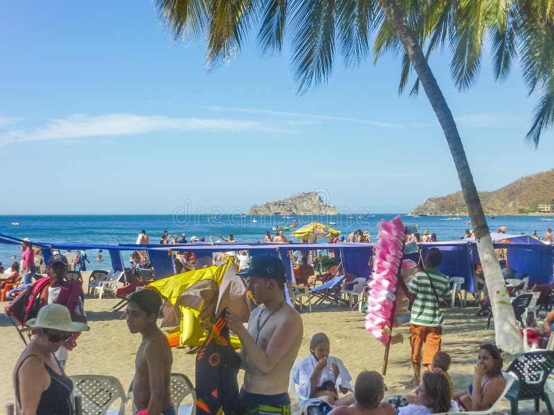 Playa Del EL Rodadero En Colombia Imagen de archivo editorial - Imagen ...