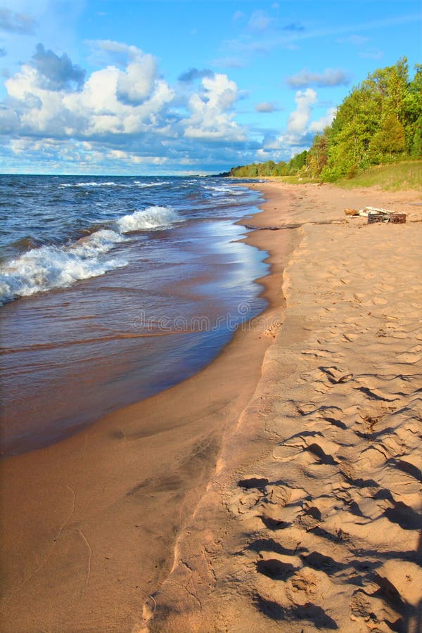 Playa Del Superior De Lago Michigan Foto de archivo - Imagen de ...