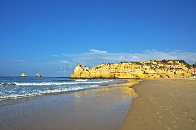 Praia DA Rocha De La Playa De La Roca En Portimao Algarve Portugal Foto ...