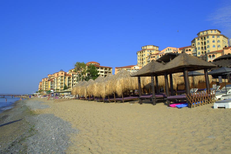 Playa Lujosa Del Centro Turístico De Verano Fotografía editorial ...