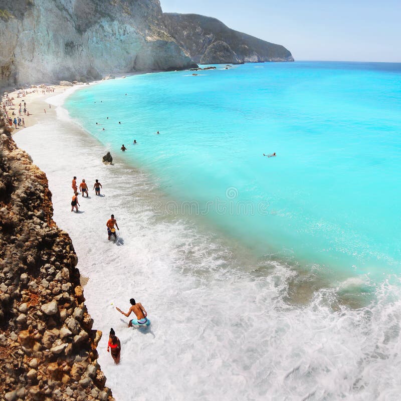 Playa, Mar Azul, Viaje Del Barco Imagen editorial - Imagen de turismo ...