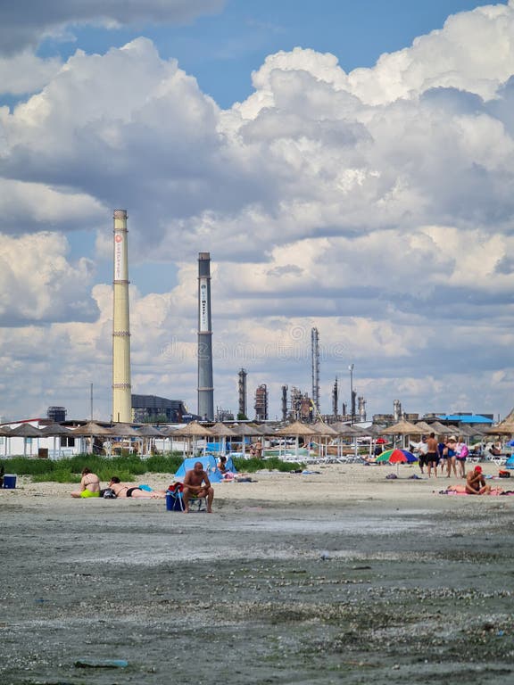Playa Navodari Constanta Romania Imagen editorial - Imagen de muelle ...