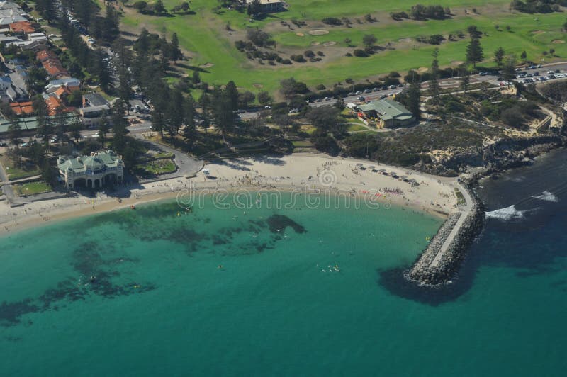 Playa De Cottesloe, Perth, Australia Occidental Foto de archivo ...