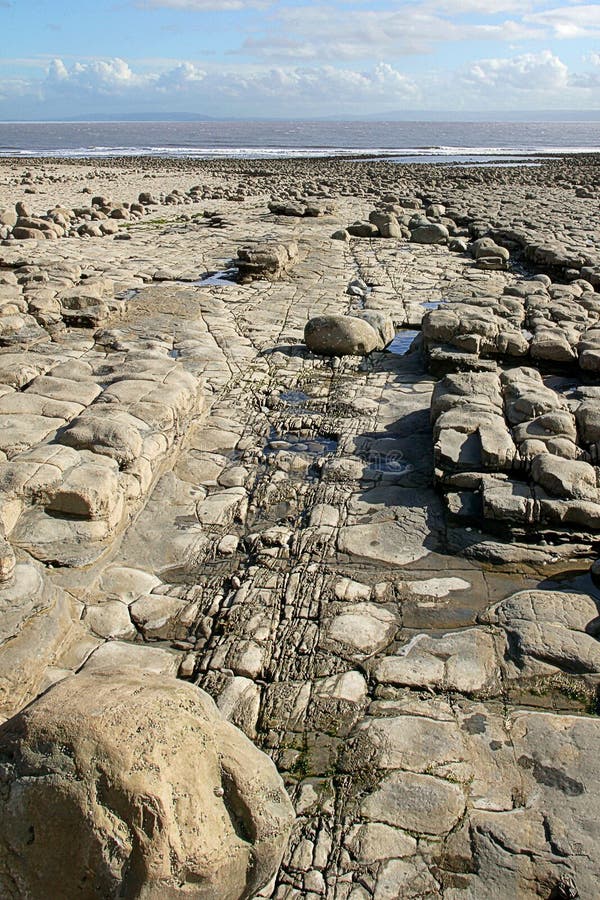 Playa rocosa 4 imagen de archivo. Imagen de paisaje, playa - 24913