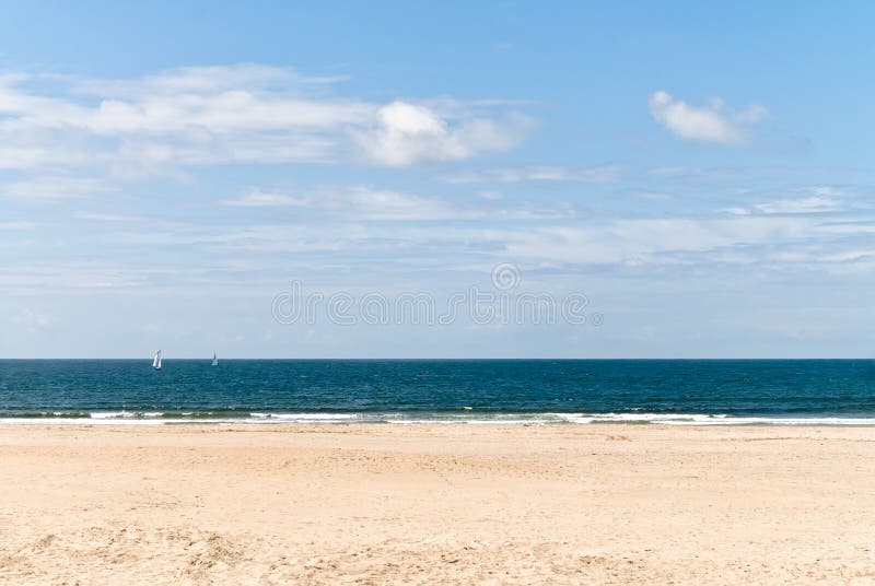 Playa sola foto de archivo. Imagen de sunlight, verano - 28486386