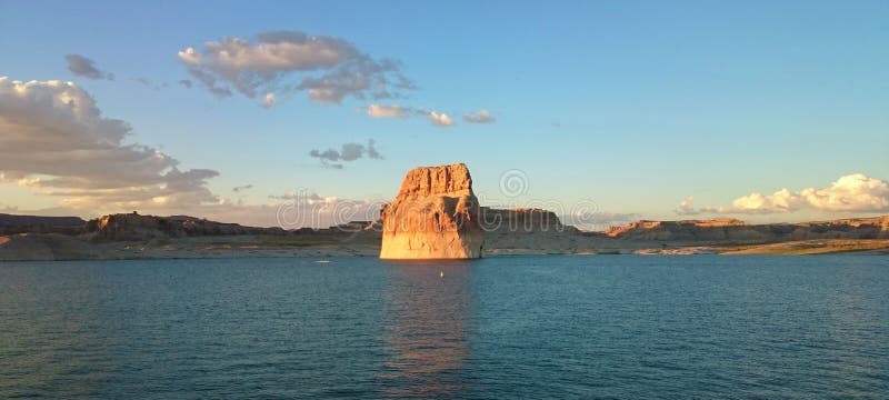 Playa Solitaria Utah Los E.E.U.U. De La Roca Imagen de archivo - Imagen ...