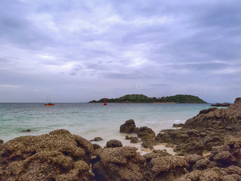 Playas y rocas. imagen de archivo. Imagen de rocas, vacaciones - 250709661
