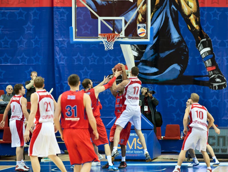 Playing Basketball teams editorial stock image. Image of basket - 27026774