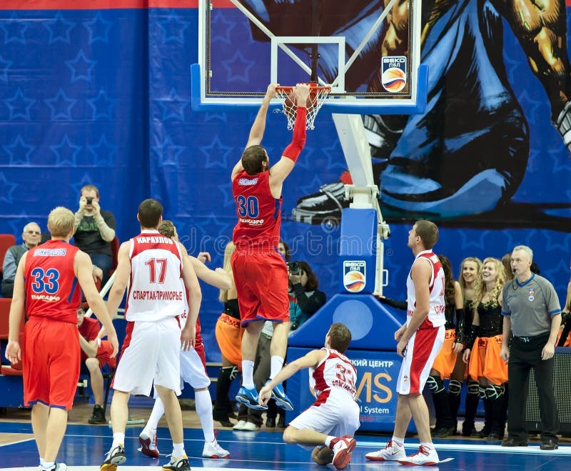 Playing Basketball teams editorial stock image. Image of basket - 27026774