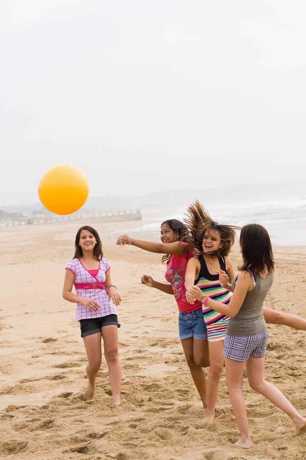 200+ Playing beach ball Free Stock Photos - StockFreeImages
