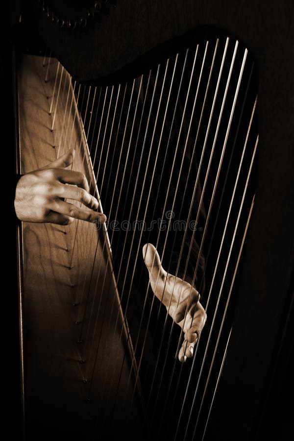 Irish Harp Stock Photos - Download 674 Royalty Free Photos