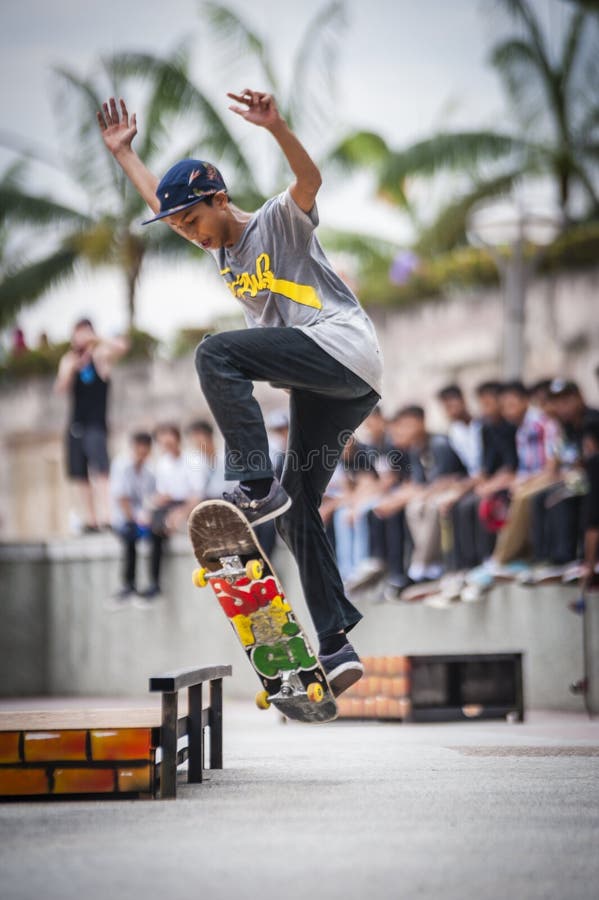 Playing Skate Board editorial image. Image of skate, teenagers - 54585010