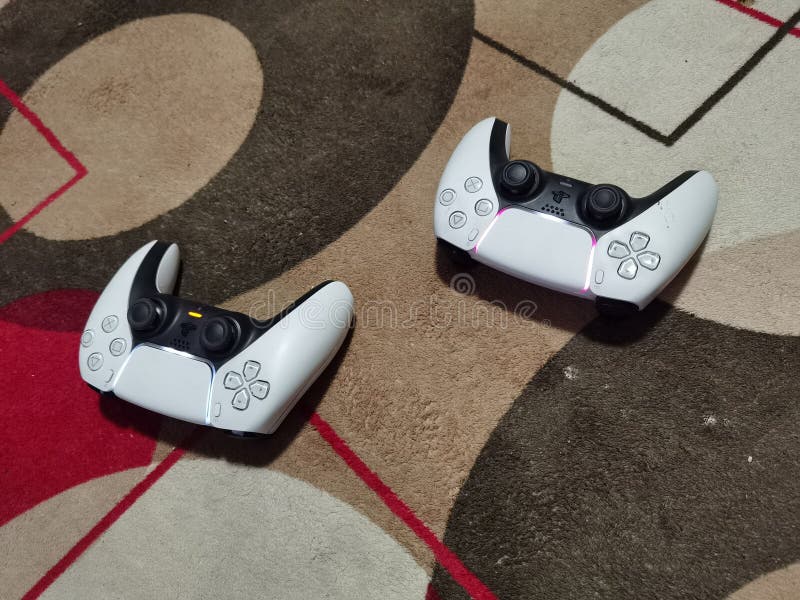 Playstation 5 Arm Vector Stock Photos - Free & Royalty-Free Stock ...