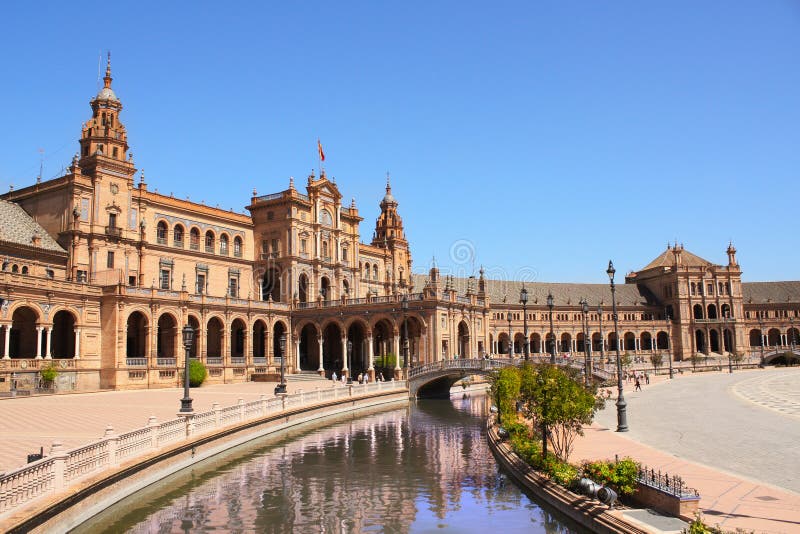 Plaza de Espana, Sevilla stock photo. Image of landmark - 33255160