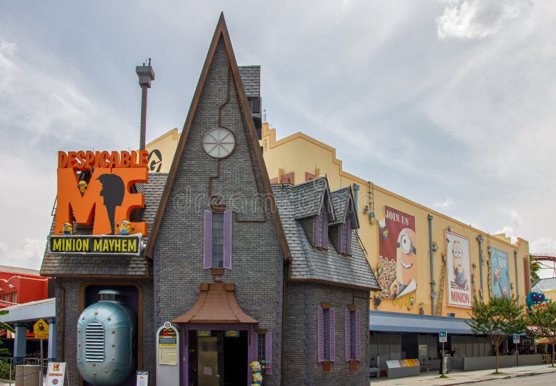 Plaza of the Stars at the Universal Studios Amusement Park, Orlando ...