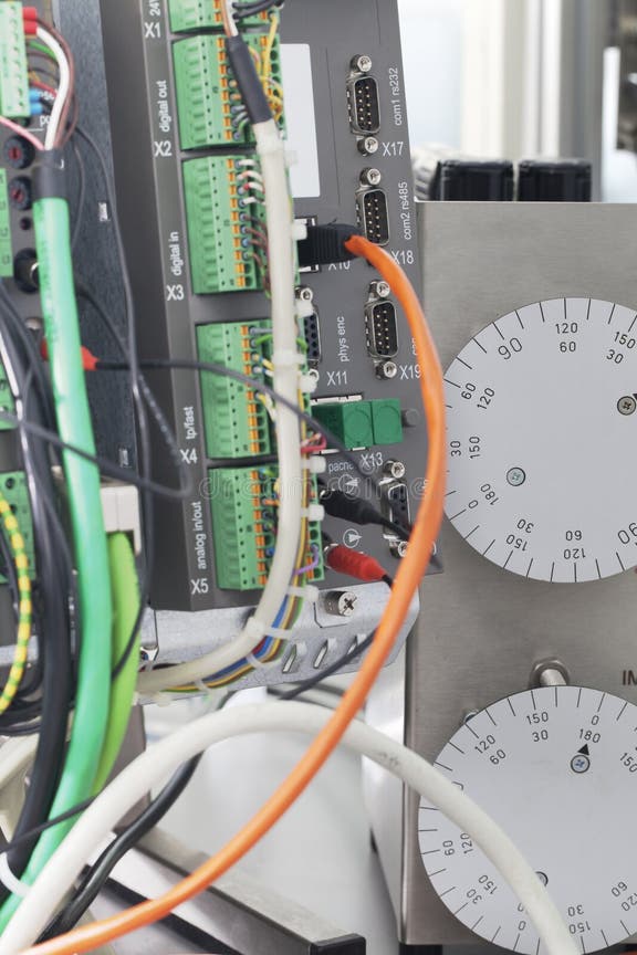 PLC automatisering stock afbeelding. Image of bewerker - 21580197