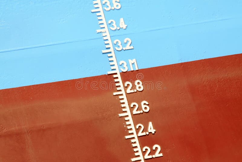 Plimsoll-Kennzeichen Auf Dem Schiff Stockbild - Bild von abbildungen ...