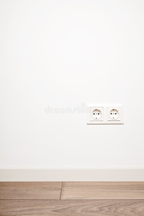 Plot De Pouvoir De L'électricité Image stock - Image du vide, fondé ...