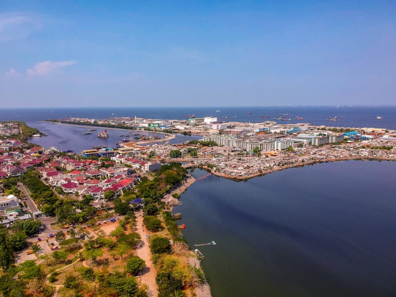 Pluit Reservoir Located on the Outskirts of Jakarta Stock Photo - Image ...