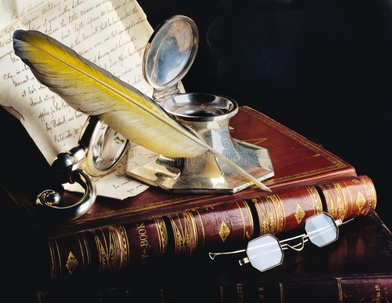 Pluma antigua de la pluma foto de archivo. Imagen de cursivo - 7356146