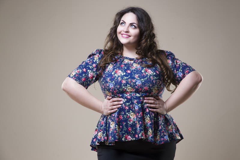 Sexy Plus Groottemodel In Zwart Korset Vette Vrouw Met Grote