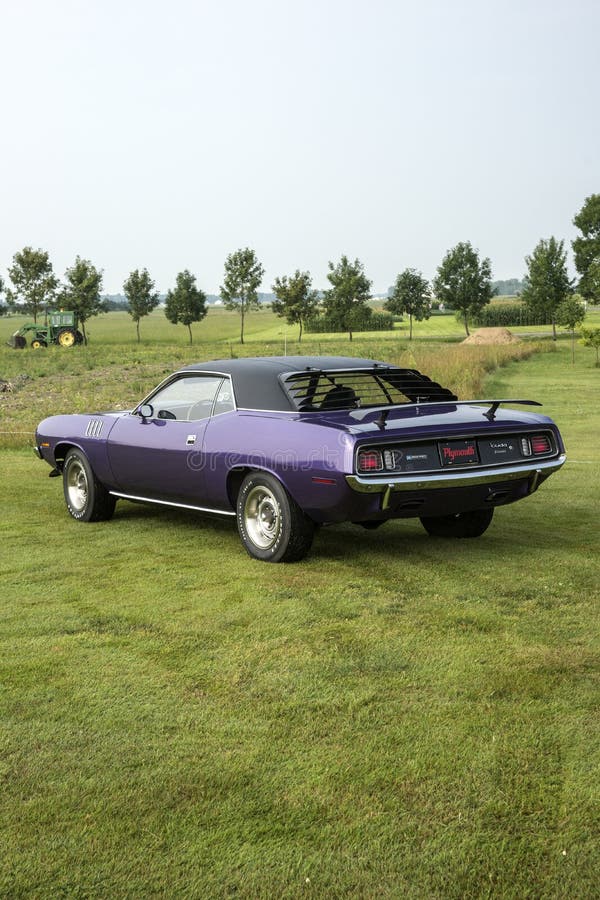 Plymouth 1971 Cuda photo stock éditorial. Image du muscle - 45925203