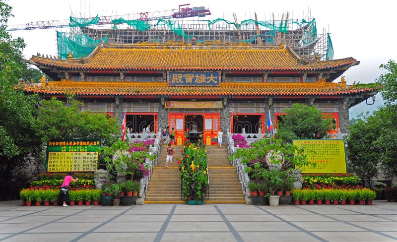 Entrance To Po Lin Monastery Editorial Stock Photo - Image of chinese ...
