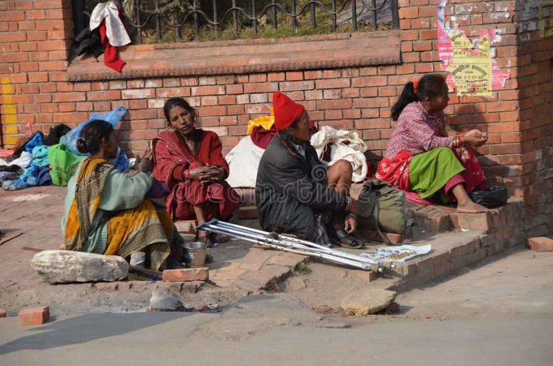 Pobreza em Nepal imagem de stock editorial. Imagem de homens - 22474754