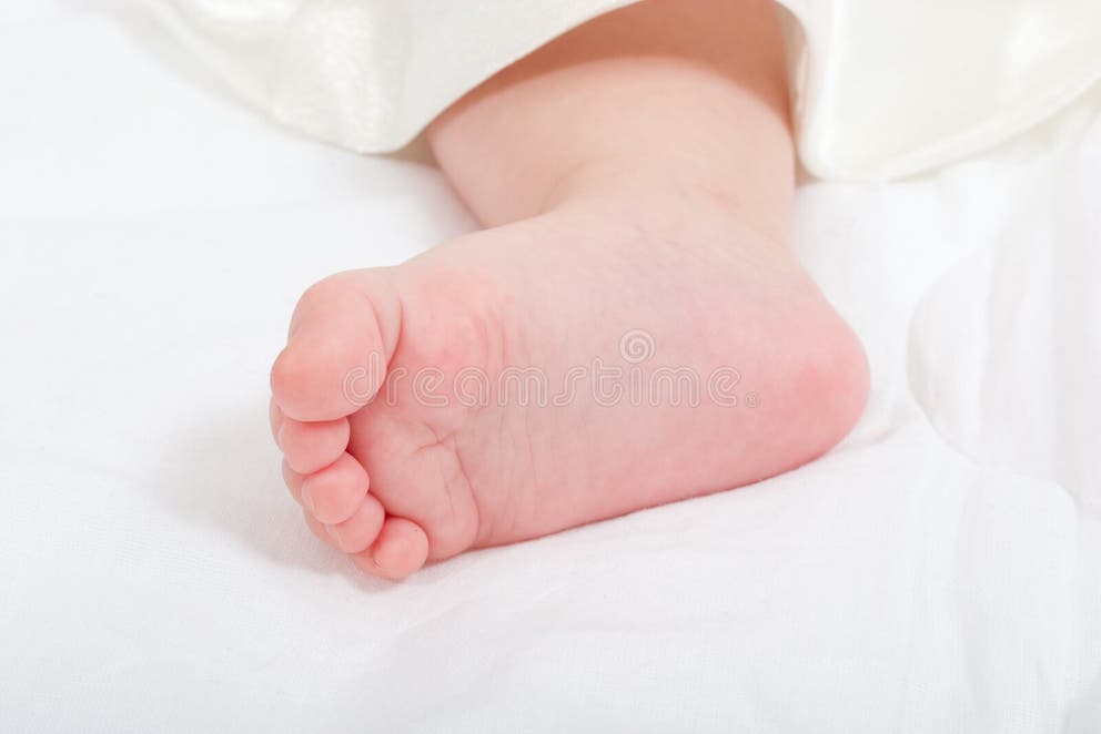 Poco pie foto de archivo. Imagen de punta, parte, piel - 1972498