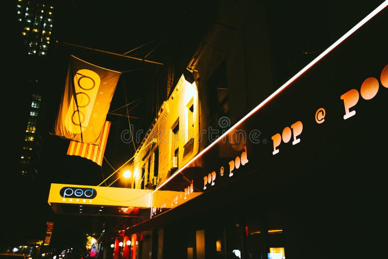 The Pod 51 Hotel at Night in Manhattan, New York. Editorial Photography ...