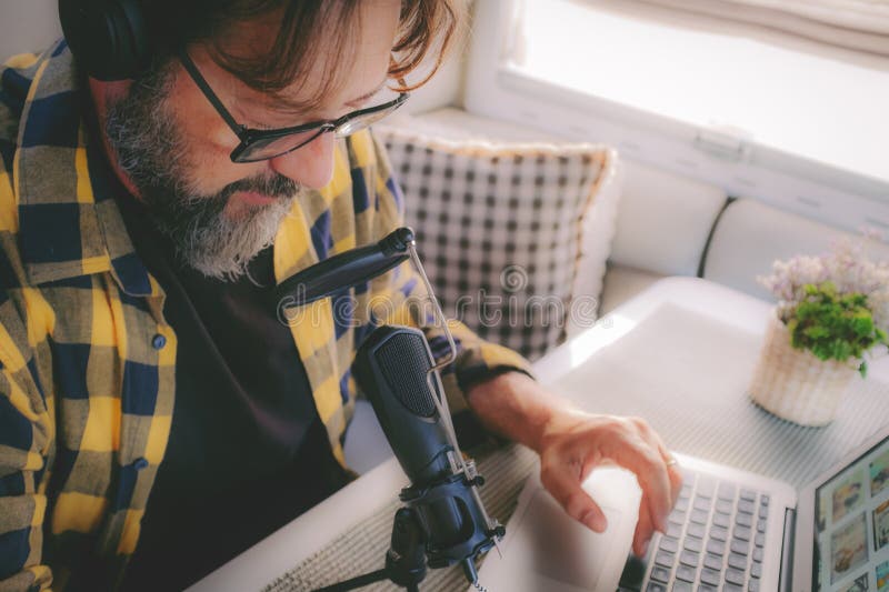 Podcast Business Man at Work Talking at the Microphone Recording on ...