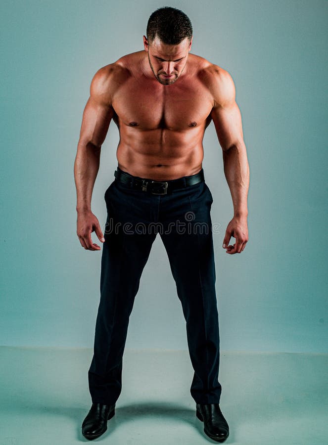 Poder Humano. Macho Sexy Con Torso Desnudo. Foto de archivo - Imagen de hombres, homosexual ...